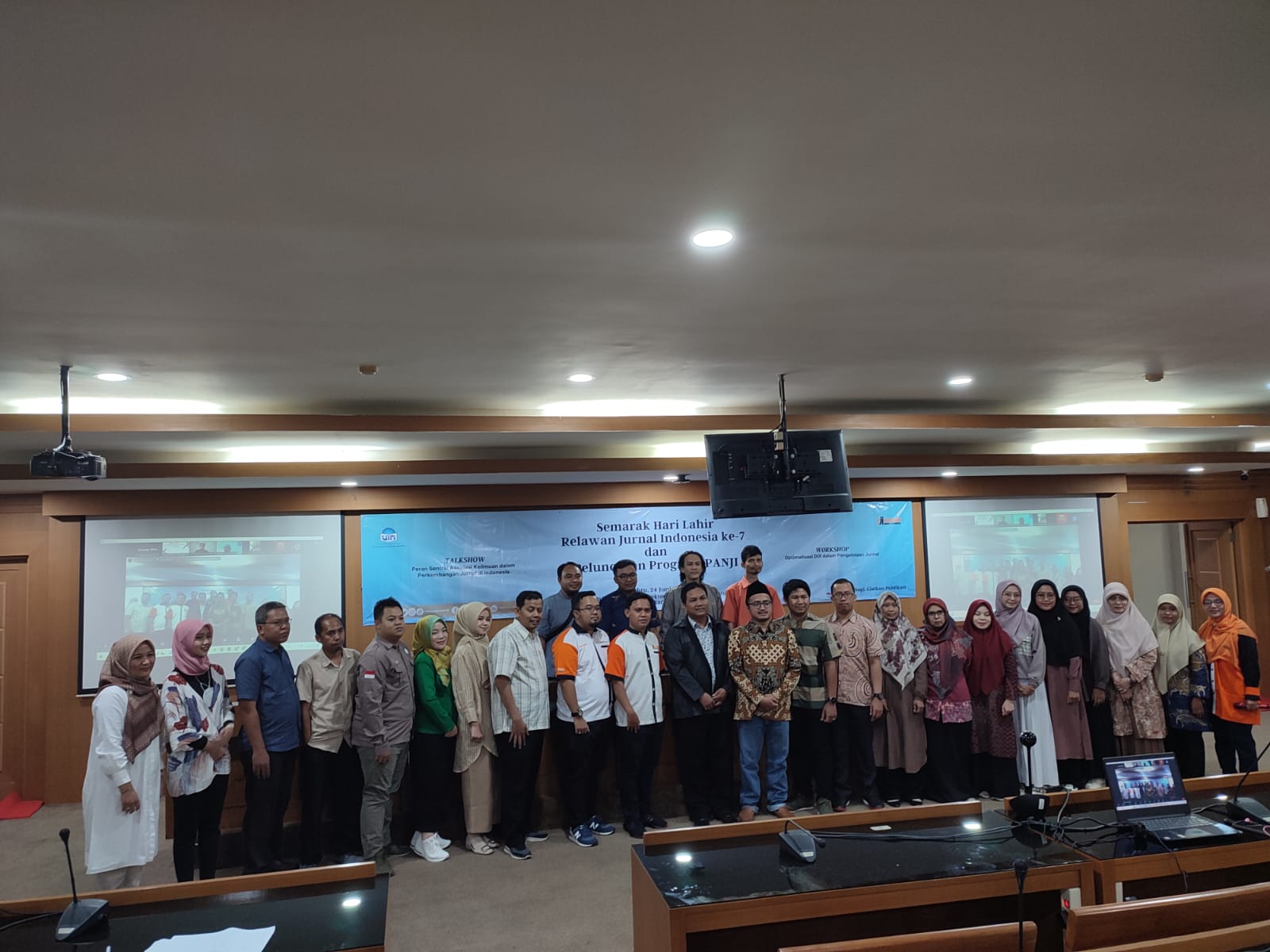 Semarak Hari Lahir RJI ke-7 : Peran Sentral Asosiasi Keilmuan dalam ...